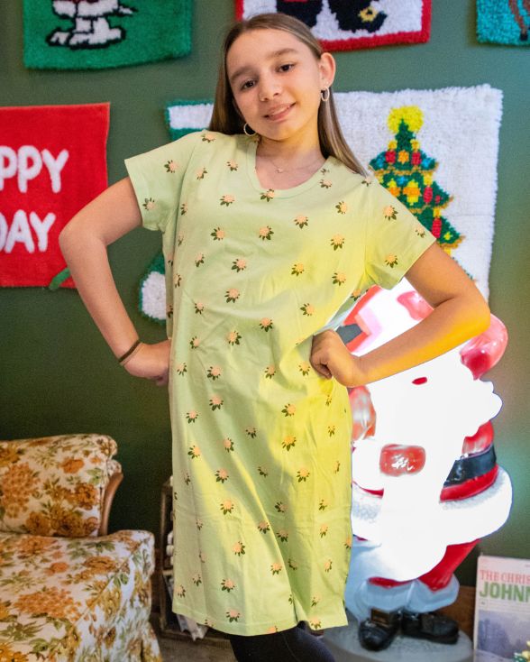 Adult Rhododendron West Virginia State Parks Long Sleep Shirt